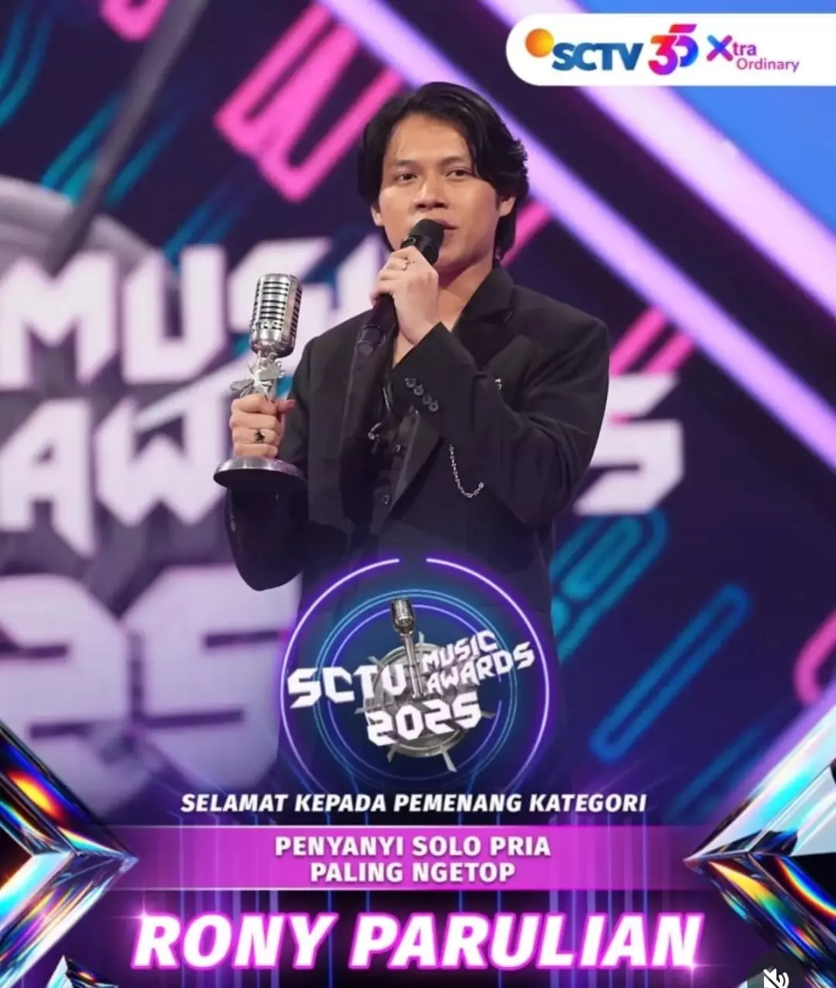 Rony Parulian Kembali Menjadi Pemenang Penyanyi Solo Pria Paling Nge-Top SCTV Music Awards 2025 ...